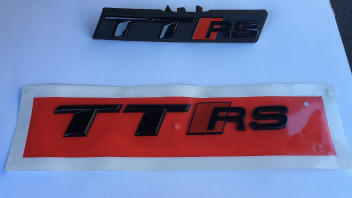 Original Audi TT RS Emblem schwarz Teilenummern und Preise - Karosserie ...